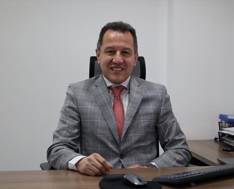 William Castro Montoya, es el nuevo Subgerente Financiero de Fedearroz ...